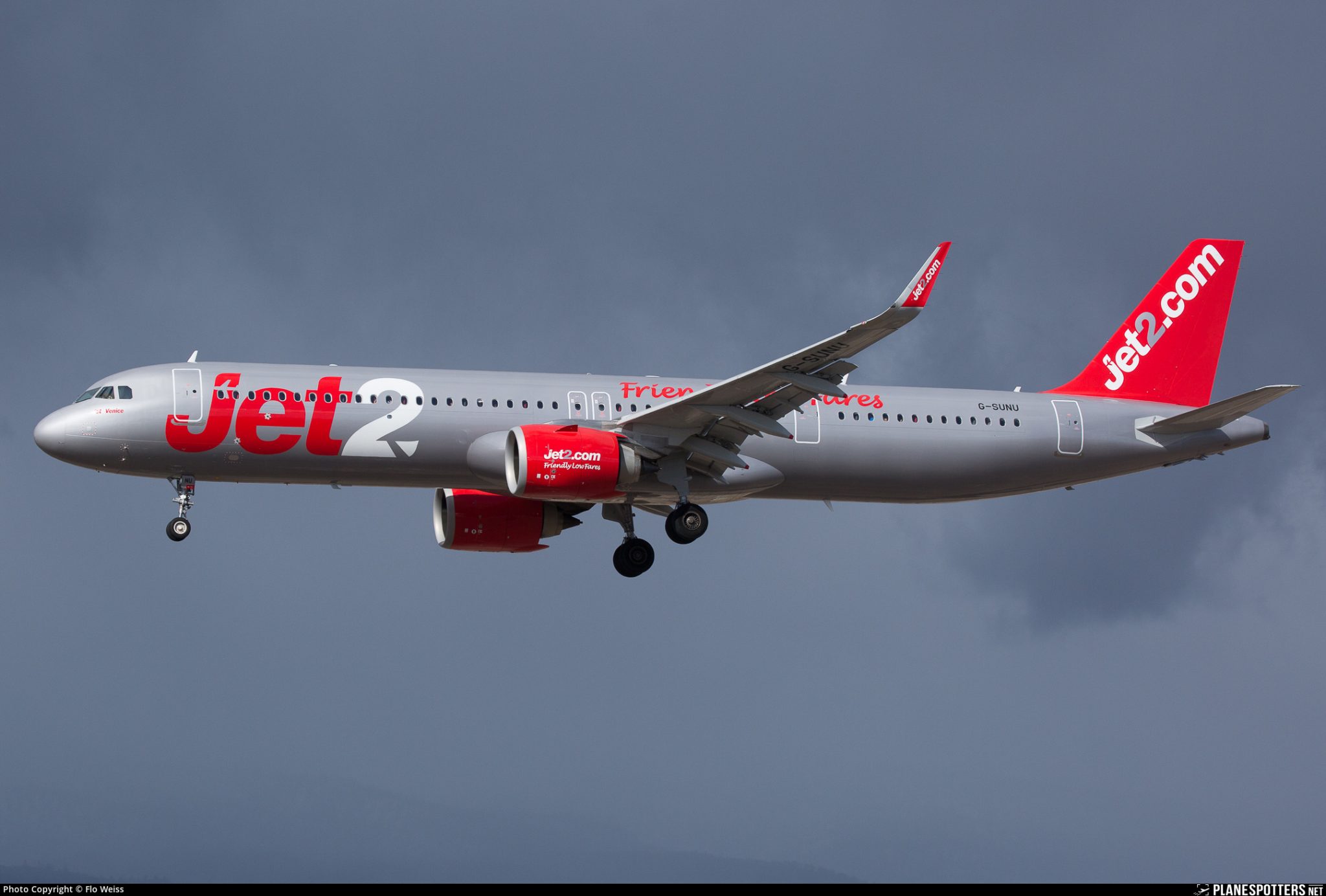 Jet2 Flight LS980 Lanzarote-Manchester Declares Emergency - The ...